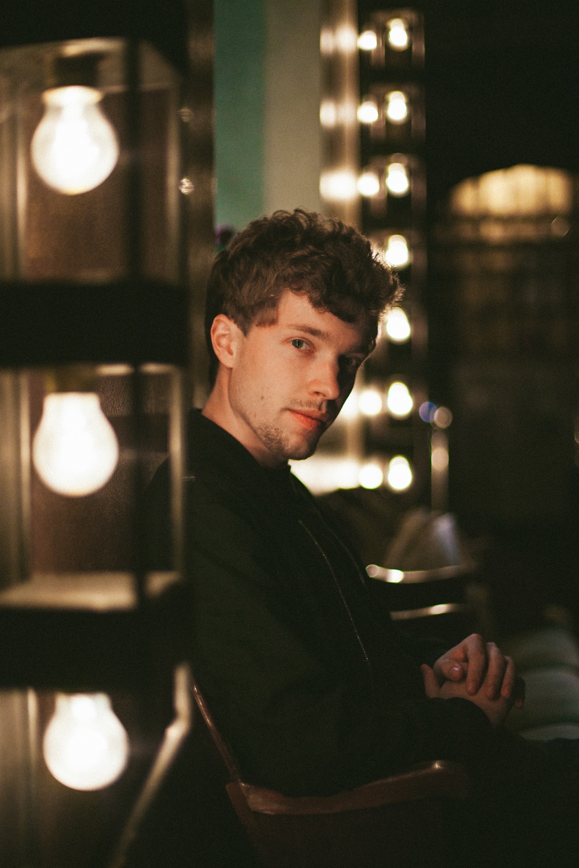 LCAW (feat. Sophie Ellis-Bextor) - Hummingbird